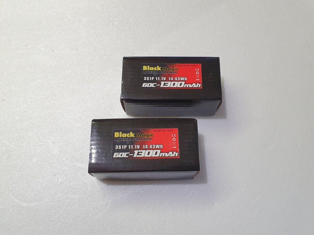 2 Stück LiPo Akku BlackMagic 1300-3S 60C (Neu und originalverpackt) in ...