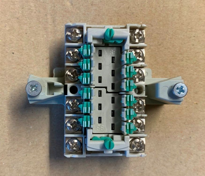 Feller Reichle T+T TT83 Telefon Steckdose UP (Gebraucht) in Lodrino für ...