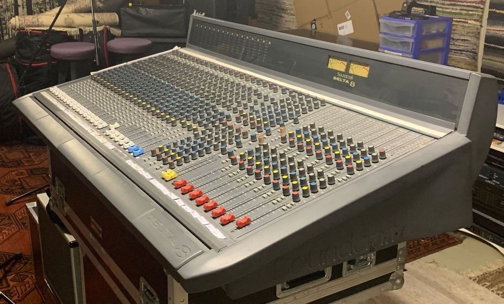 Soundcraft Delta 8 Studiomischpult (Gebraucht) in für CHF 300 – nur ...