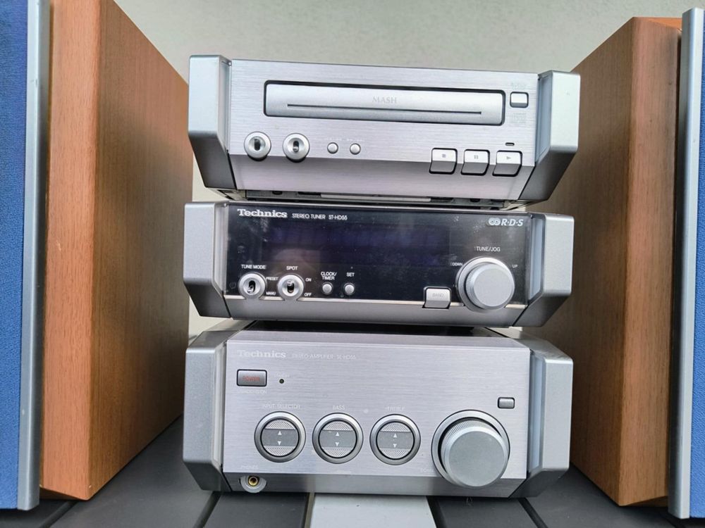 TECHNICS Amplifier, CD und Tuner. Vinage -mini-stereosystem. (Gebraucht ...