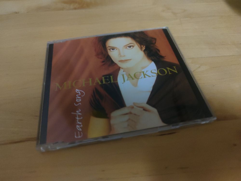MICHAEL JACKSON EARTH SONG R2 CD (Gebraucht) in Kreuzlingen für CHF 2 – mit Lieferung auf ...