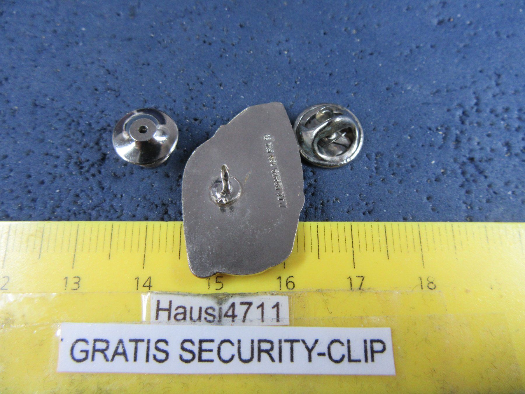 ALFA ROMEO DTM RACING-CAR AUTO PIN GLASIERT M.SECURITY-CLIP (Gebraucht ...