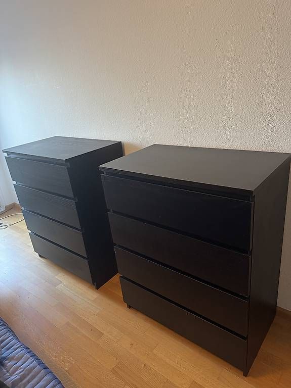Elegantes Malm Kommode Schwarz Bild
