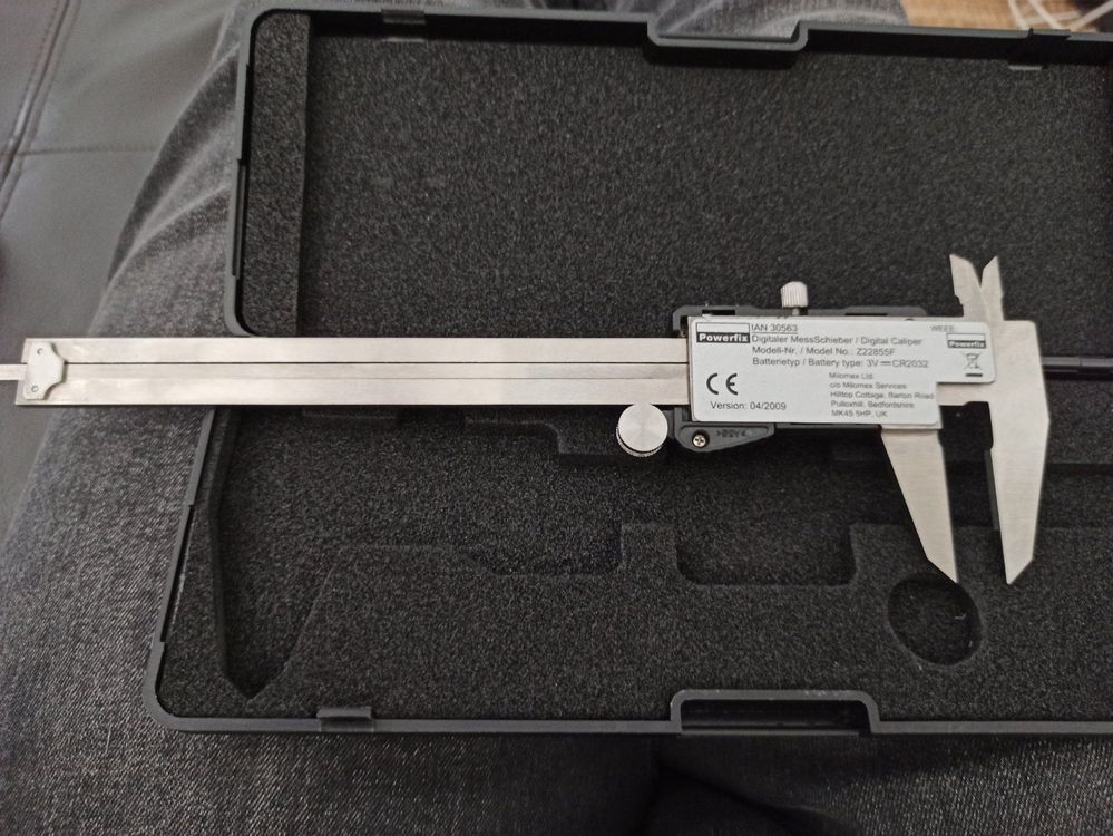 Schieblehre analog und digital inkl. Box (Gebraucht) in Sursee für CHF ...