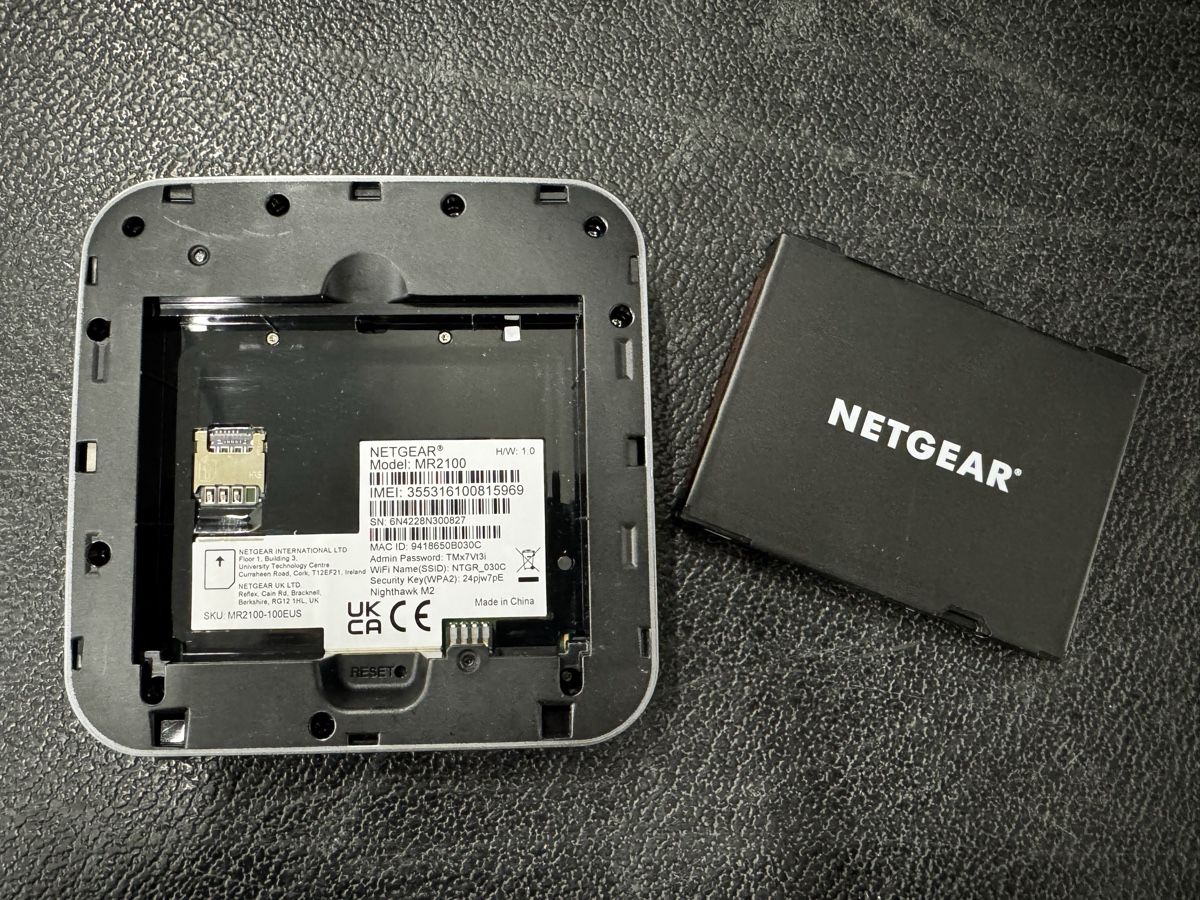 Netgear Nighthawk M2 (MR2100) Mobile Router (Usato) a Wil SG per CHF 64 ...