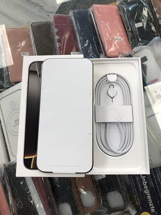 IPHONE 16 PRO MAX 256GB NATURAL TITANIUM FABRIKNEU!!! (Neu und originalverpackt) in Zürich für ...