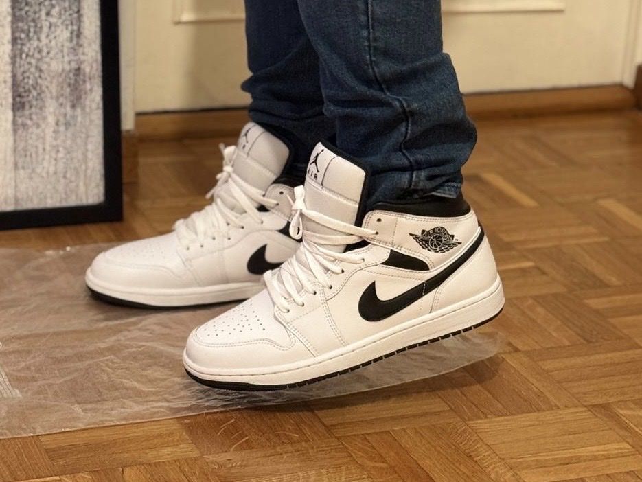 Nike Jordan Mid Low (Neu und originalverpackt) in Lausanne für CHF 85 ...