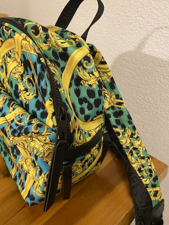 "Versace "Rucksack" 25cm hoch 13cm breit vordere breite 25cm (Neu ...