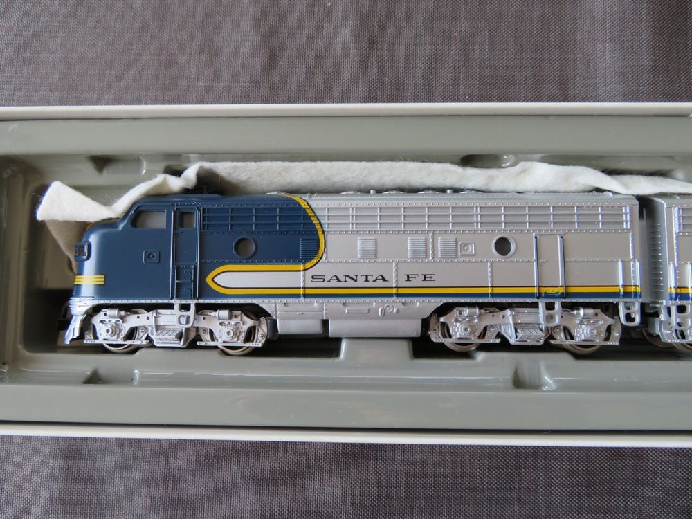 Märklin H0-3362 3tlg. EMD F7 Santa Fe Bluebonnet Lackierung (Gebraucht ...
