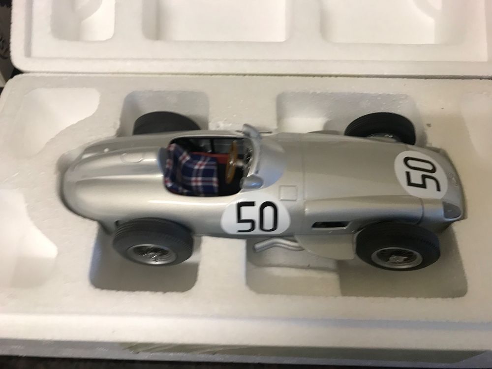 Neuer Mercedes Benz W196 von iScale 1:18 (Neu und originalverpackt) in Opfikon für CHF 39 – mit ...