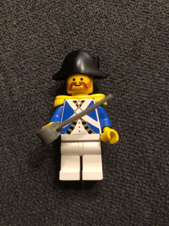 Lego figurine pirates Harbor Sentry Imperial Officer (Gebraucht) in ...