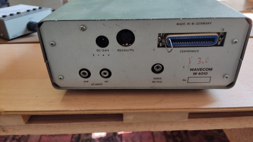 Wavecom W 4010, RTTY-CW-Packet Radio Decoder | Kaufen auf Ricardo
