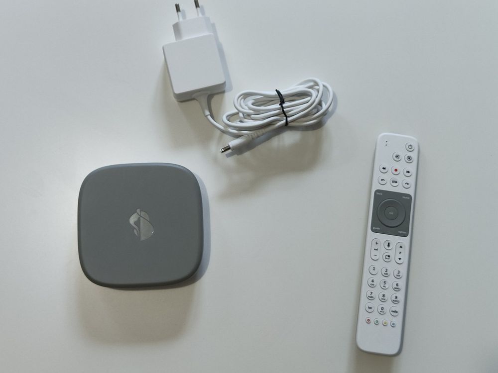 Swisscom TV-Box Neue Version, mit Fernbedienung (Gebraucht) in Paradiso ...