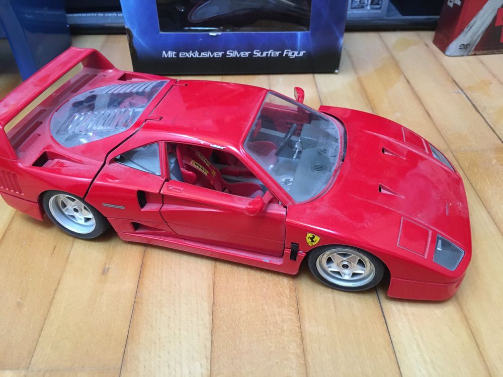 Ferrari F40 Modellauto (Gebraucht) in Lupfig für CHF 11 – mit Lieferung auf Ricardo kaufen
