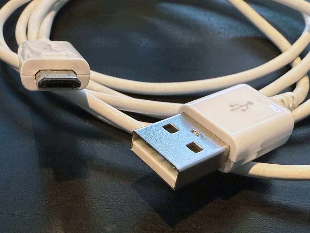 Ladekabel USB A auf USB Micro, 140 cm, Weiss (Gebraucht) in Baden für ...