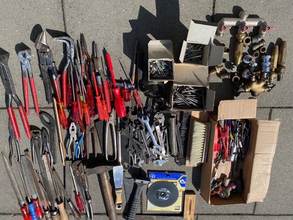Altes Handwerkzeug (Gebraucht) in bern für CHF 27 – nur Abholung auf ...