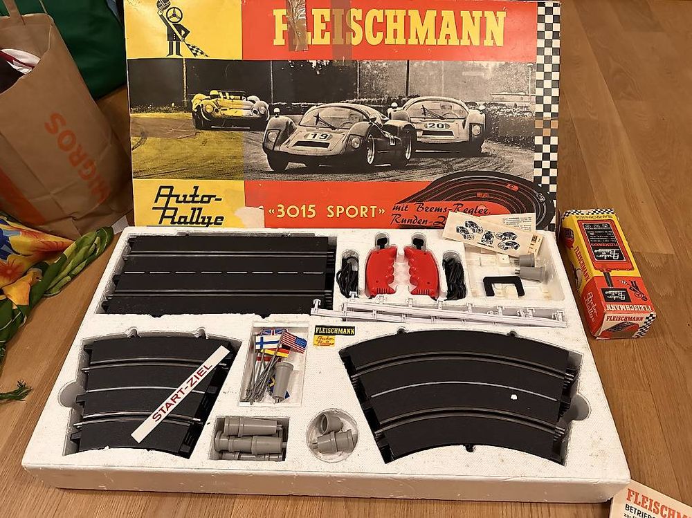Fleischmann Auto Rennbahn 1972 (Gebraucht) in Teufen AR für CHF 25 – mit Lieferung auf Ricardo ...
