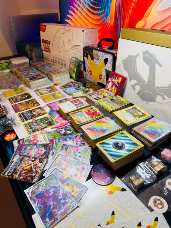 Mew/Charizard XXL Pokemon Sammlung | Kaufen auf Ricardo