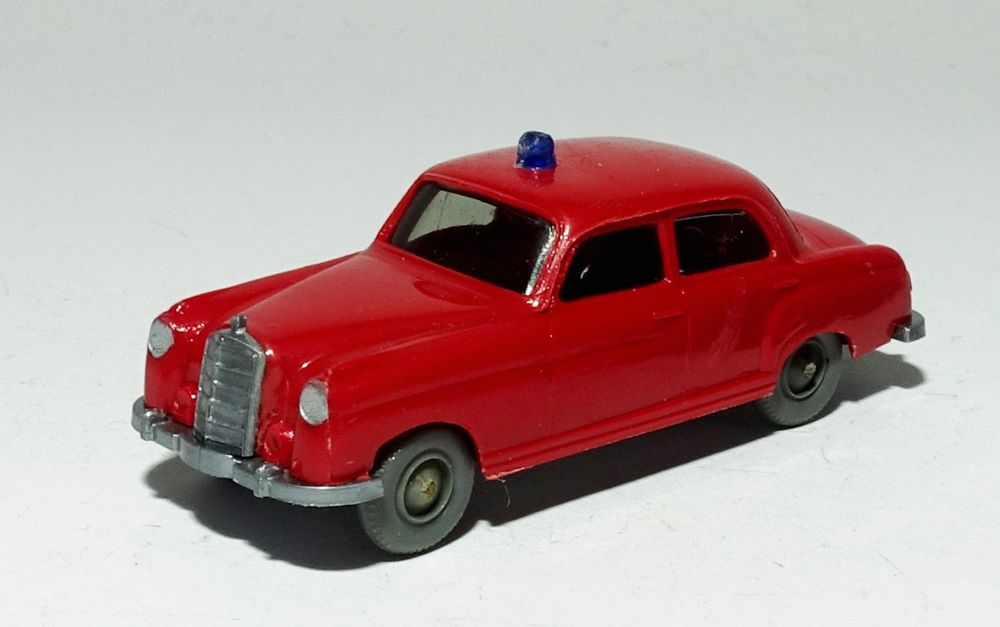 60s Mercedes 220 Ponton Feuerwehr Wiking 1:87 (Gebraucht) in ...
