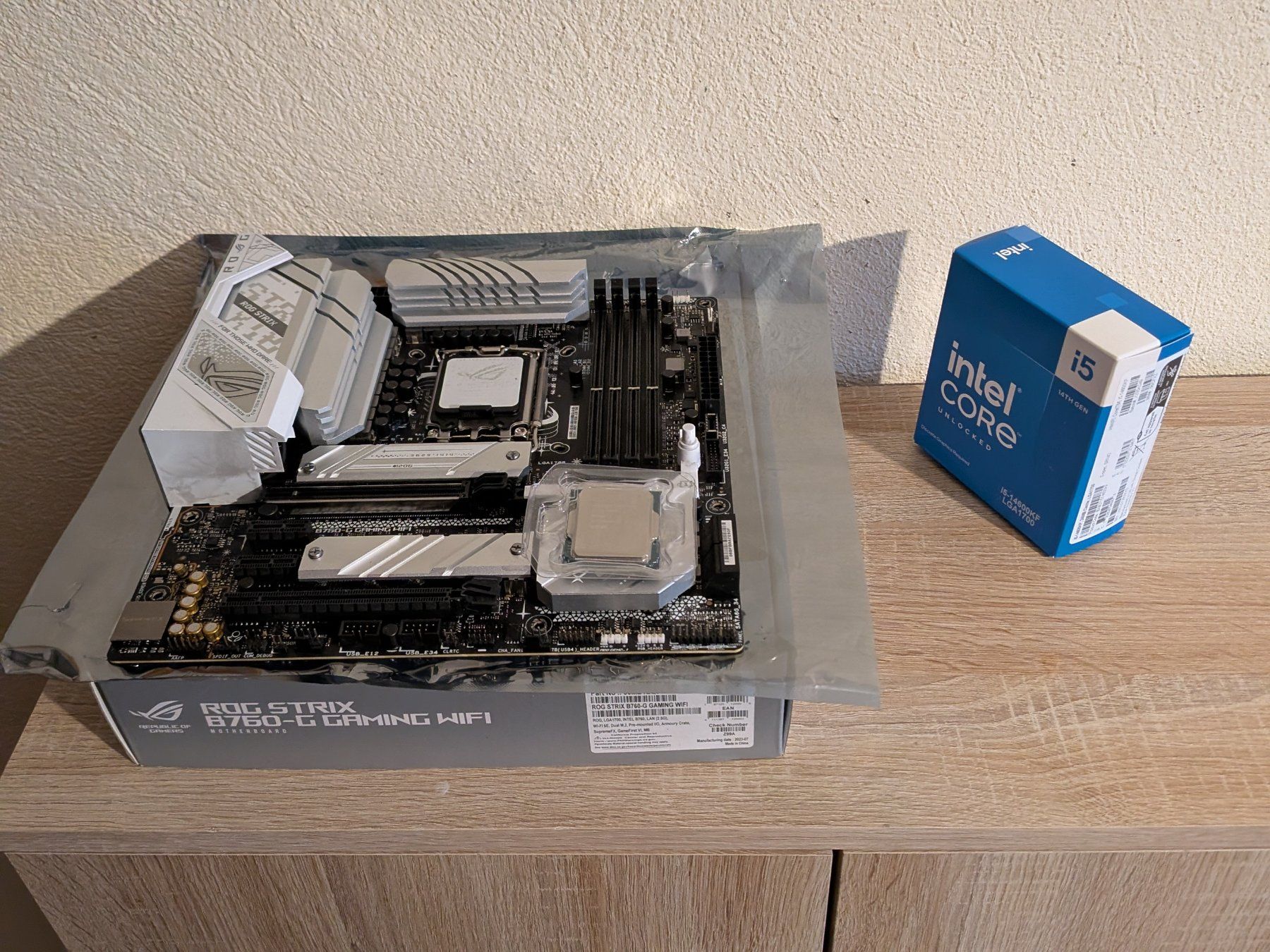 I5 14600KF et Asus Rog Strix B760-G Wifi (D'occasion) à torgon pour CHF ...