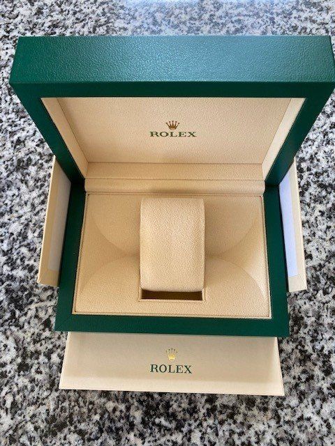 NEUE ORIGINALE MITTLERE ROLEX BOX | Kaufen auf Ricardo