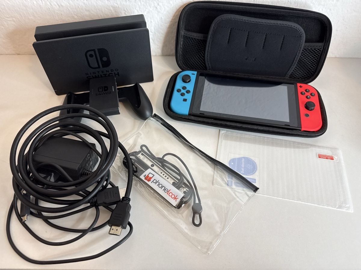 Nintendo Switch Console - Great Condition - Works Perfectly! (Gebraucht ...