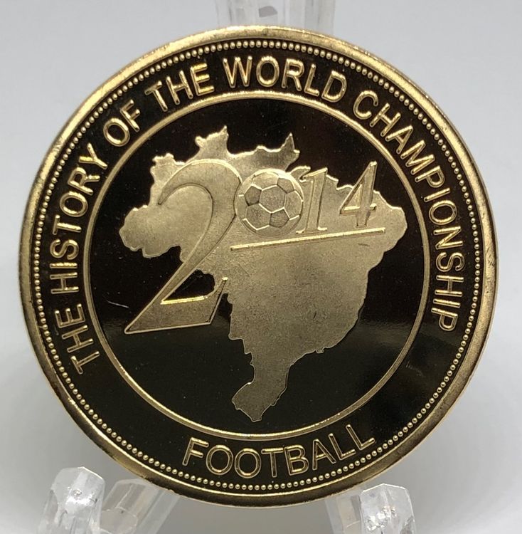 Médaille FOOT THE HISTORY OF THE WORLD CHAMPIONSHIP 2014 | Kaufen auf ...