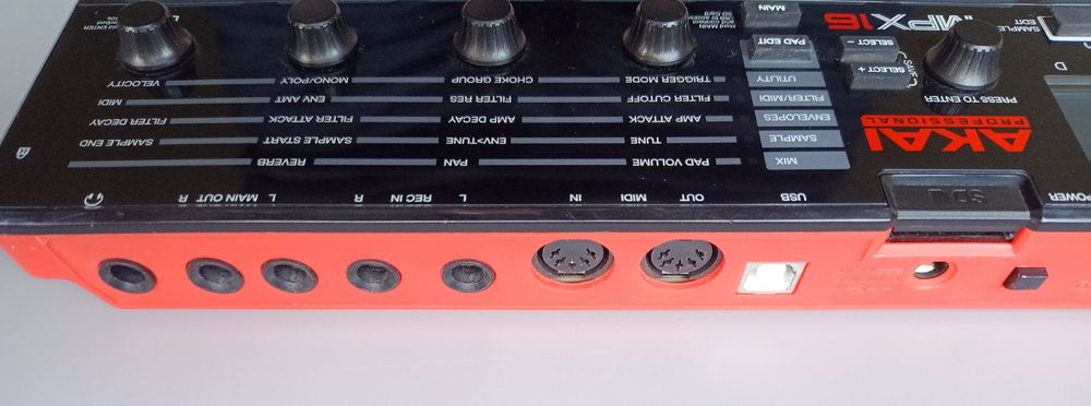 AKAI MPX16 Sampler, MIDI Controller, Sample Player | Kaufen auf Ricardo