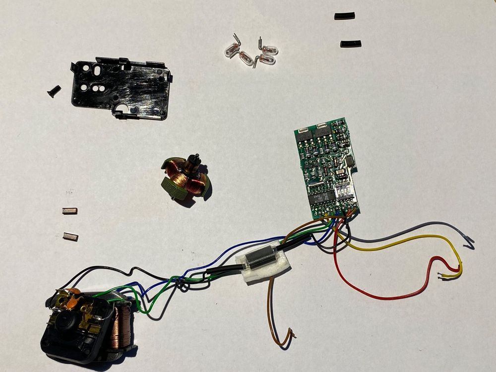 Märklin DELTA Decoder-Set mit Motor aus Re 460 (Gebraucht) in ...