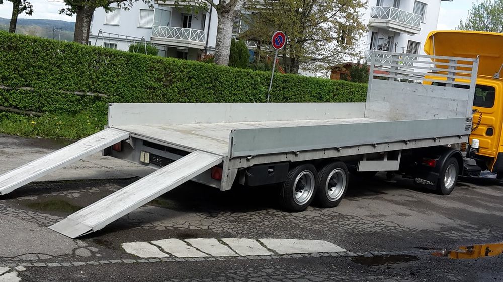 Auflieger mit Rampen für Autos, Baumaschinen etc (Gebraucht) in Niederuzwil für CHF 10700 – nur ...