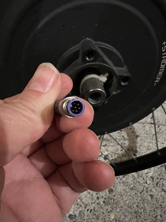 Stromer st1x tdcm st-hm-02 defekt moto Rad (Defekt) in Bern für CHF 103 ...
