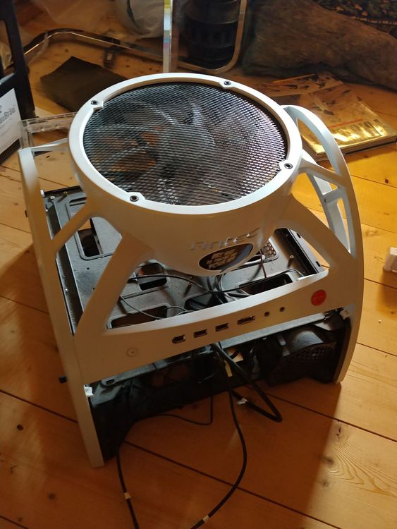 PC Gehäuse offen | Kaufen auf Ricardo