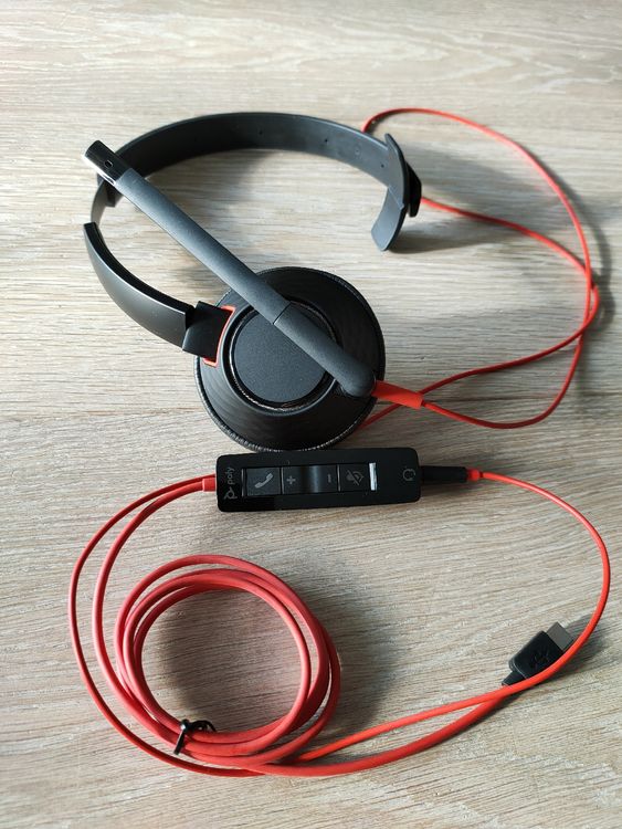 POLY on-ear headphones with remote control and microphone | Kaufen auf ...