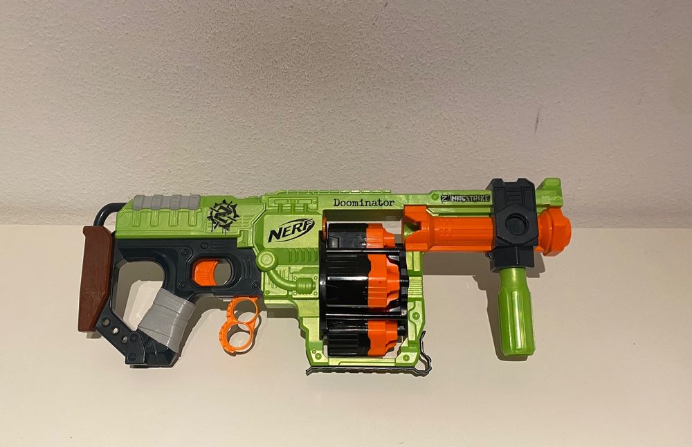 Nerf Dominator Zombiestrike | Kaufen auf Ricardo