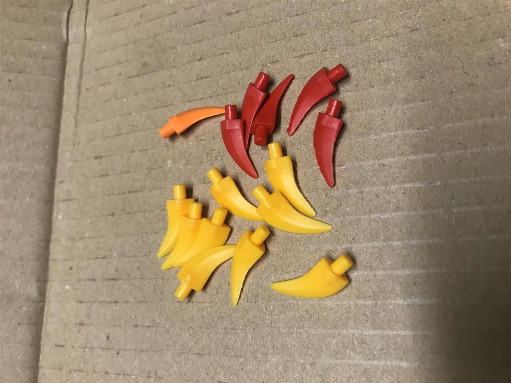 LEGO 15x Zahn Horn Kralle (87747) (Gebraucht) in Müntschemier für CHF 2 ...