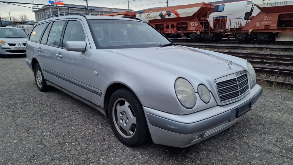 Mercedes E220 CDi (Gebraucht) in Arbon für CHF 690 – nur Abholung auf ...