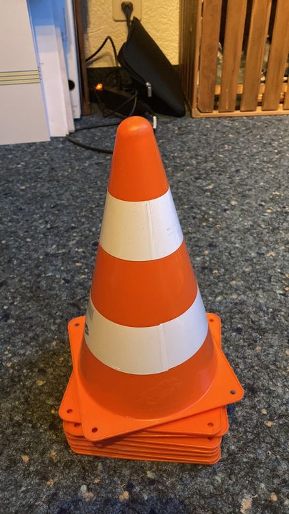 Pylonen | Kaufen auf Ricardo