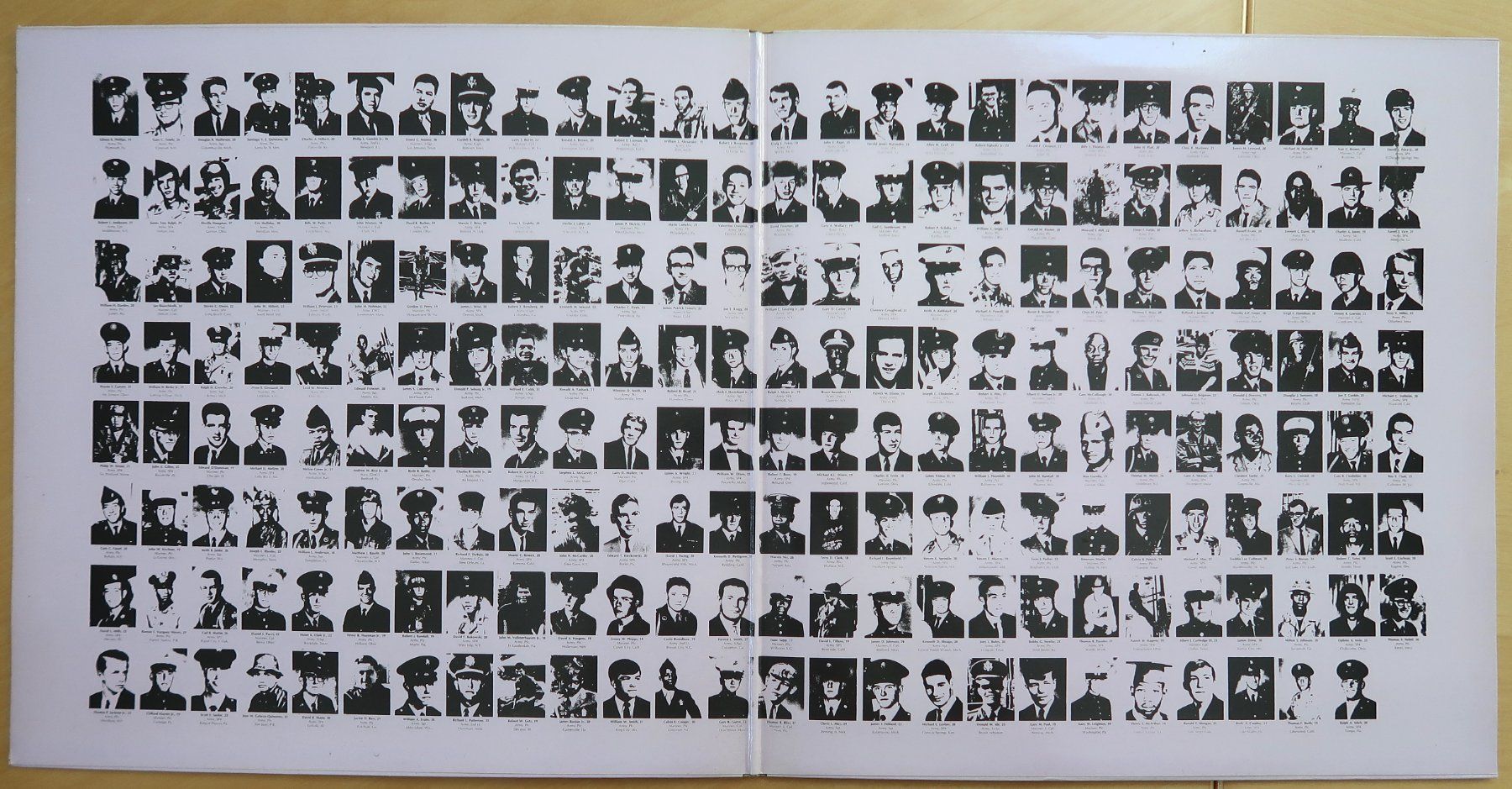 10,000 MANIACS - HUMAN CONFLICT NUMBER FIVE (12'' - EP) (Neu (gemäss ...