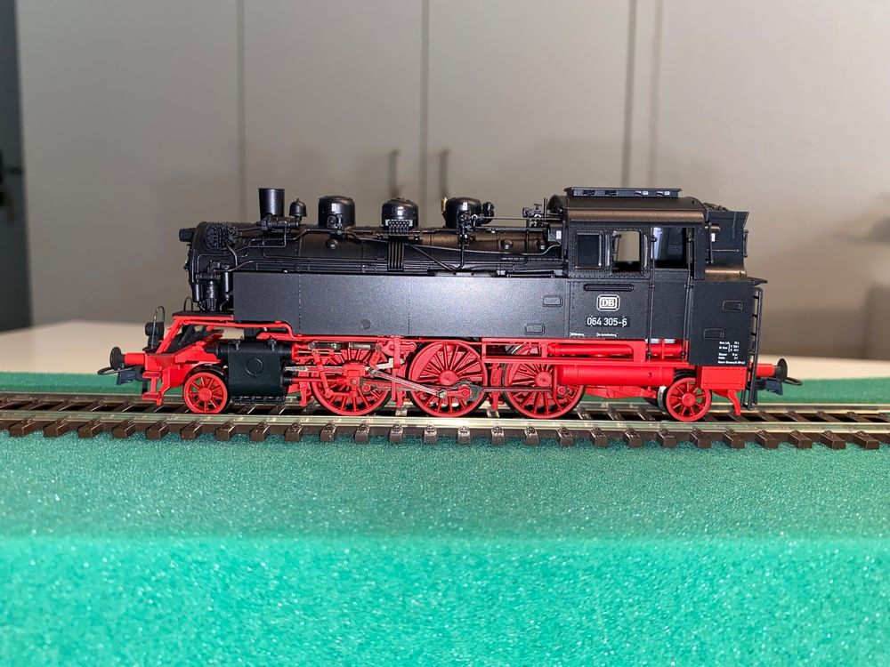 Roco H0 DB BR 064 305-6 Dampflok (Neu (gemäss Beschreibung)) in Spiez für CHF 100 – mit ...