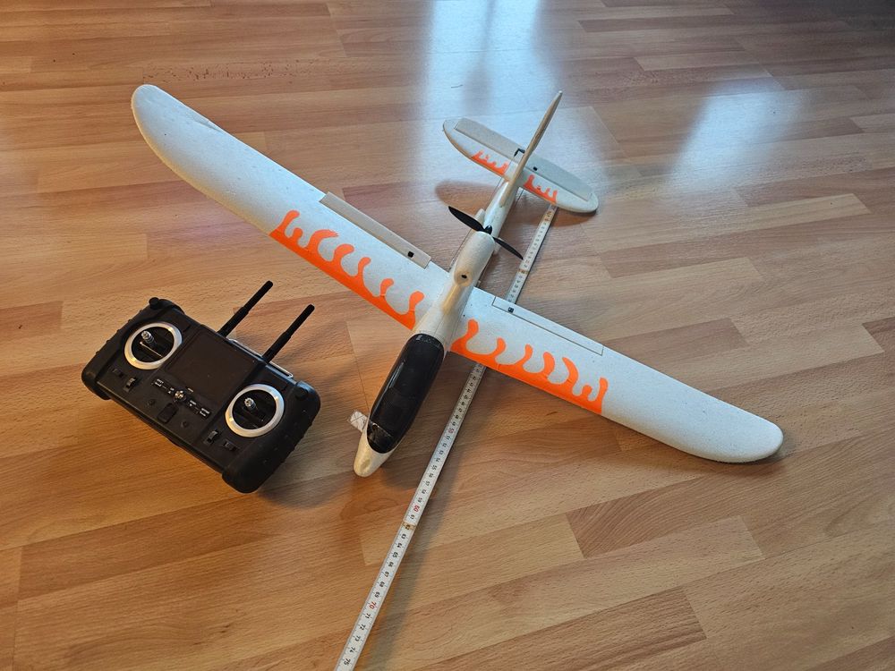 Modellflugzeug RTF zu verkaufen wie abgebildet (Gebraucht) in Schinznach-Dorf für CHF 20 – nur ...