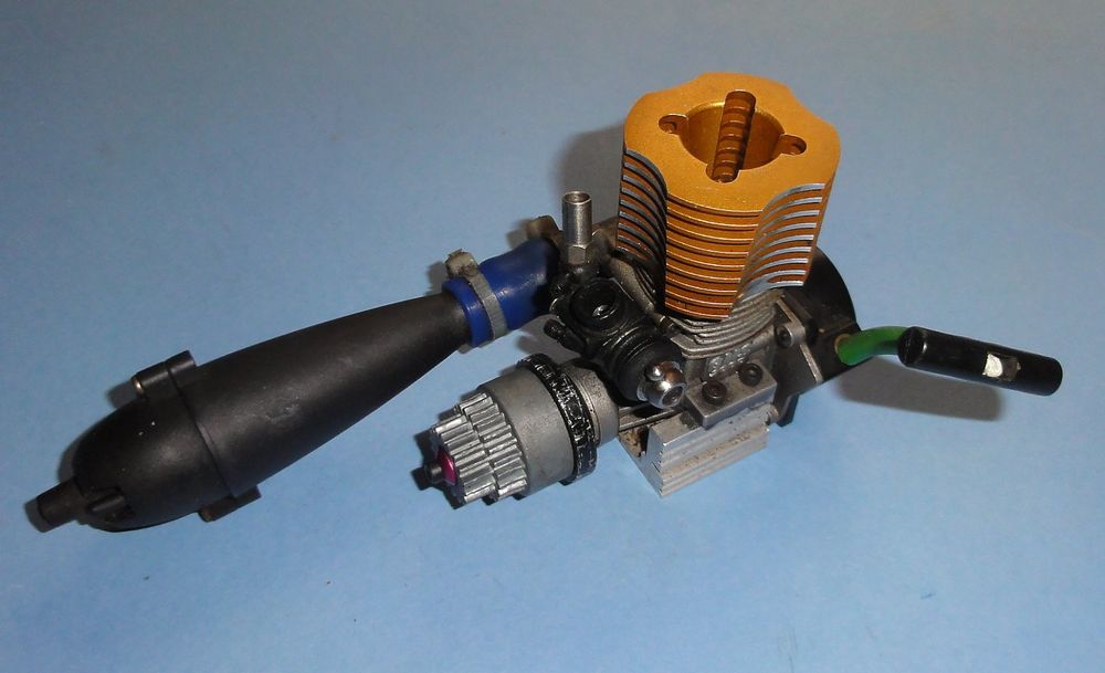 Nitro-Motor GMS 2000 2.5 ccm mit Seilzugstarter und 2-Gang (Gebraucht ...