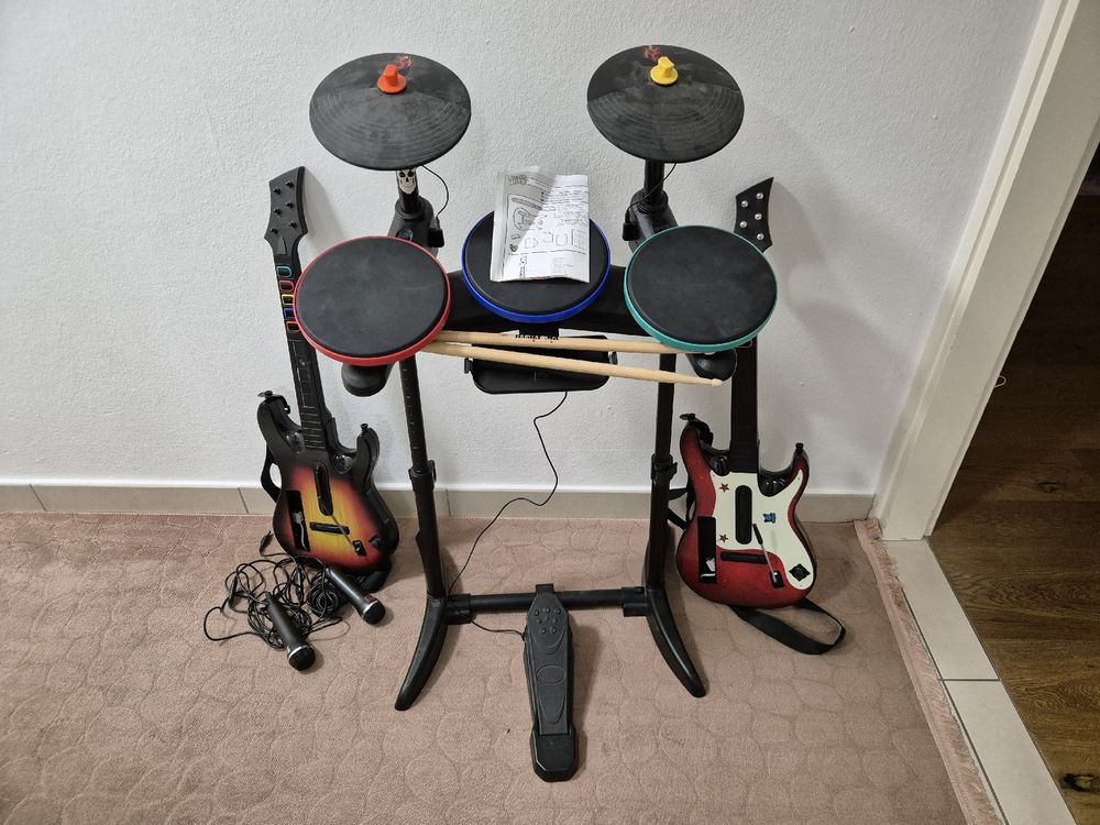 Vendo set guitar hero per Wii | Kaufen auf Ricardo