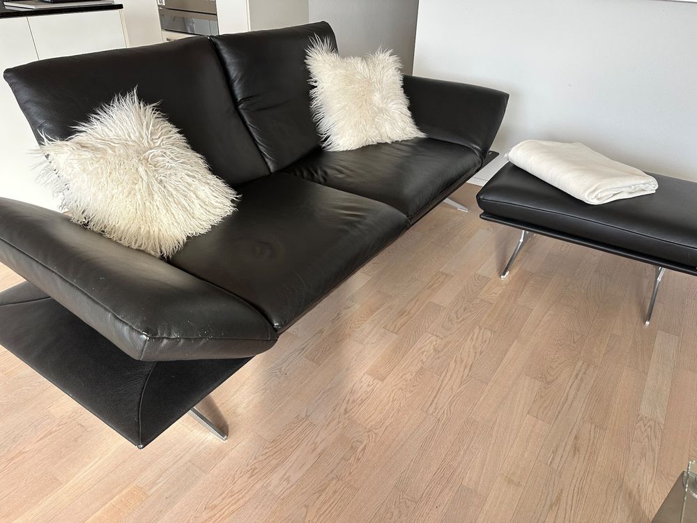 Sofa Leder, schwarz mit Hocker von Dieter Knoll (Gebraucht) in ...