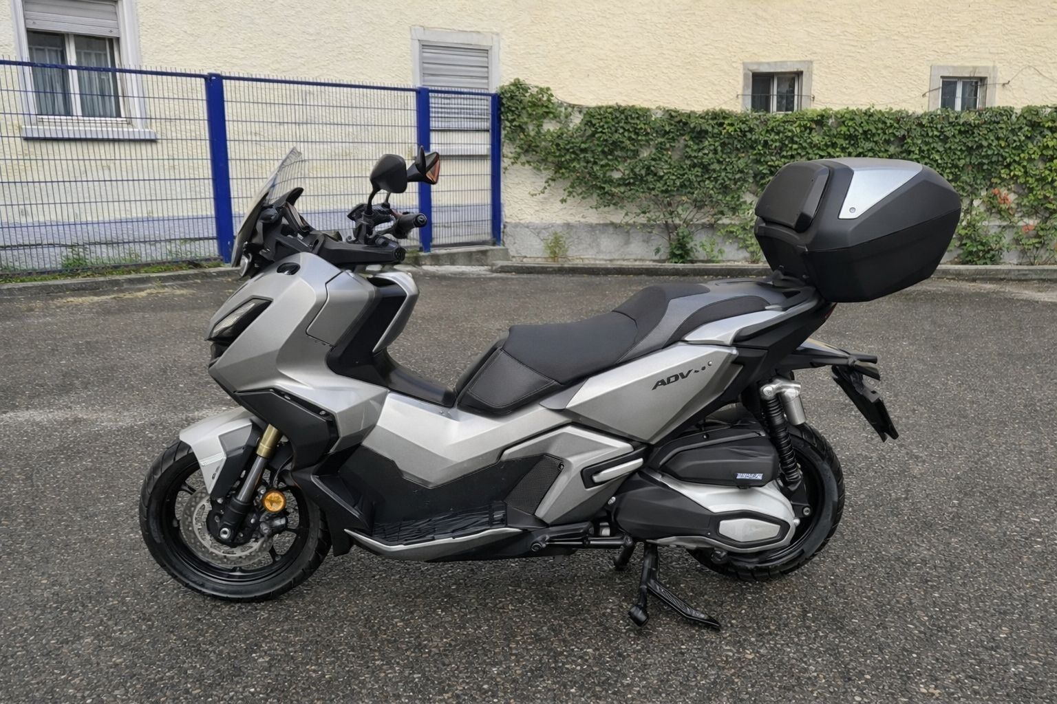 Honda ADV350 Guter Zustand! Winter - Sale - Preis! (Gebraucht) in ...