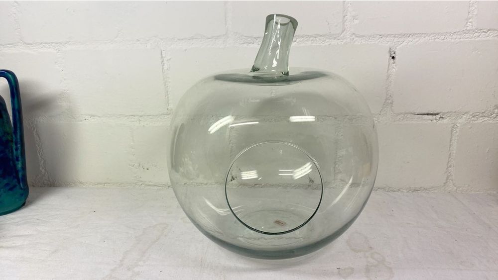 Dekorative Glas-Apfel Vase für Pflanzen oder Gestecke (Gebraucht) in ...