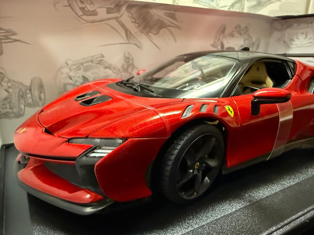 FERRARI - SF90XX STRADALE 2024 NEU/OVP 1/18 (Neu und originalverpackt) in Messen für CHF 54 ...
