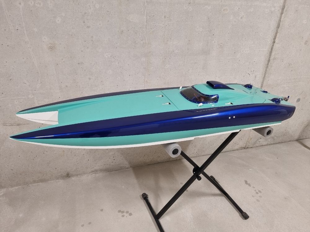EPV 185 Tunnel Rennboot CMB 91 15ccm Nitro Motor (Defekt) in St. Gallen ...