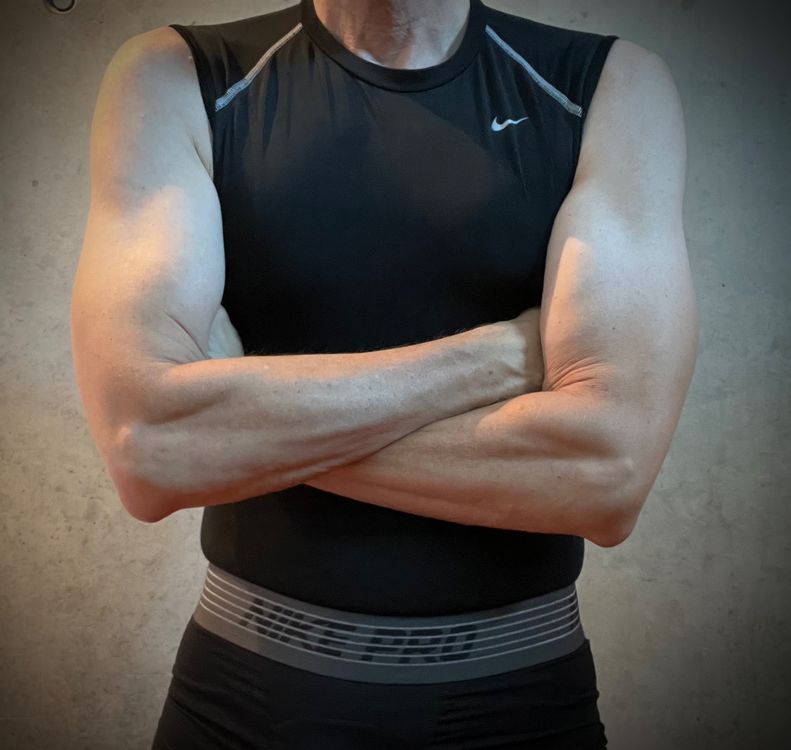 Nike Muscle Gym Tank Top Gr: S (Gebraucht) in Zürich für CHF 18 – nur ...