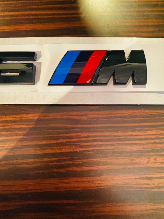 BMW X6M Emblem Schriftzug Logo Schwarz glänz | Kaufen auf Ricardo