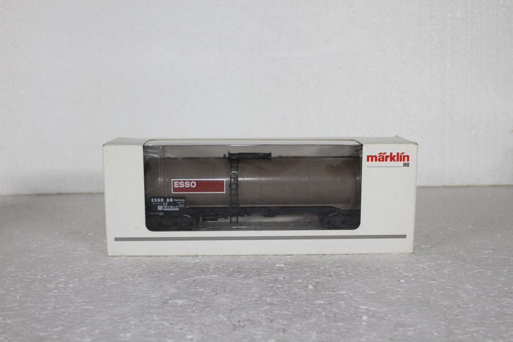 Märklin 4754 DB Esso Tankwagen (Neu (gemäss Beschreibung)) in Triesen ...